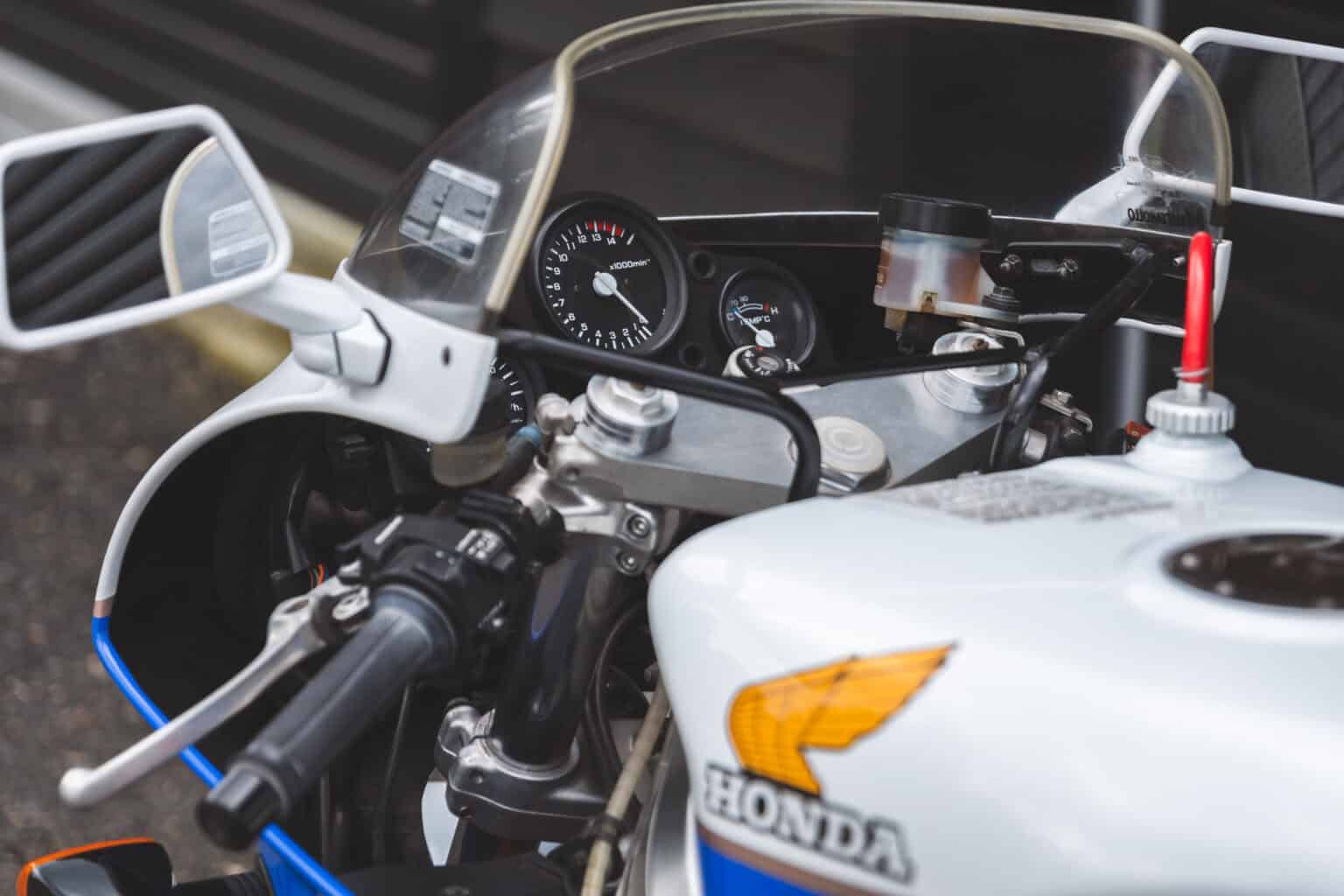 1988 Honda RC30 for Sale | The Hero Motor Company